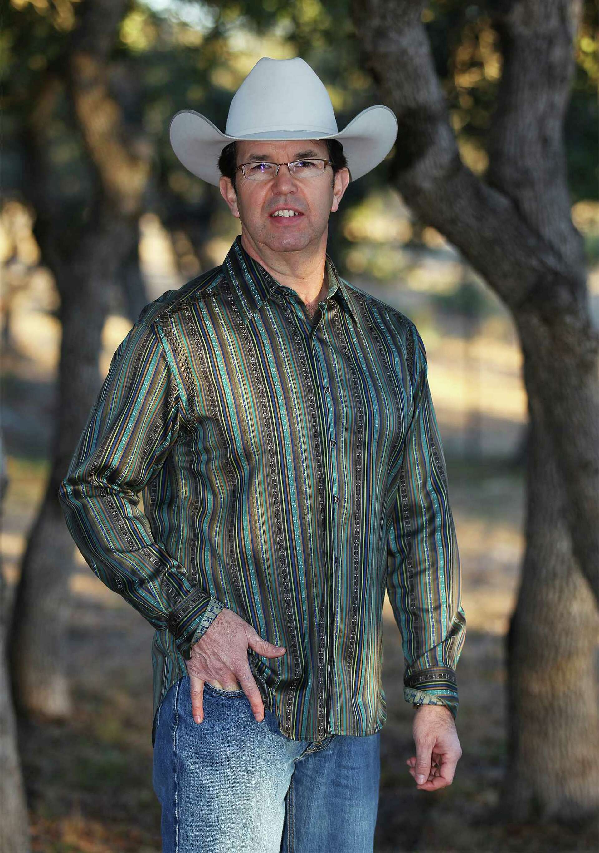 Wild style Robert Graham shirts become collectibles