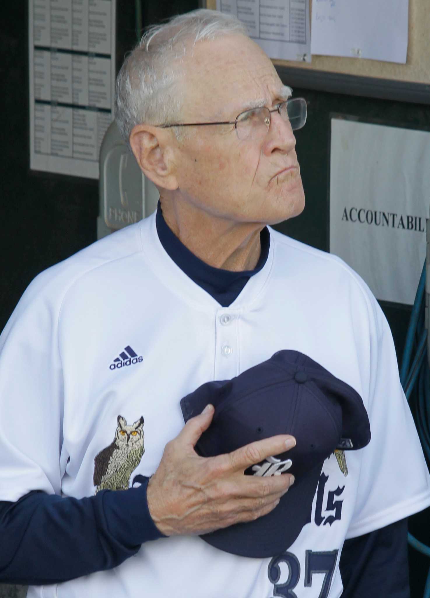 Rice baseball coach Wayne Graham's 1,000th win