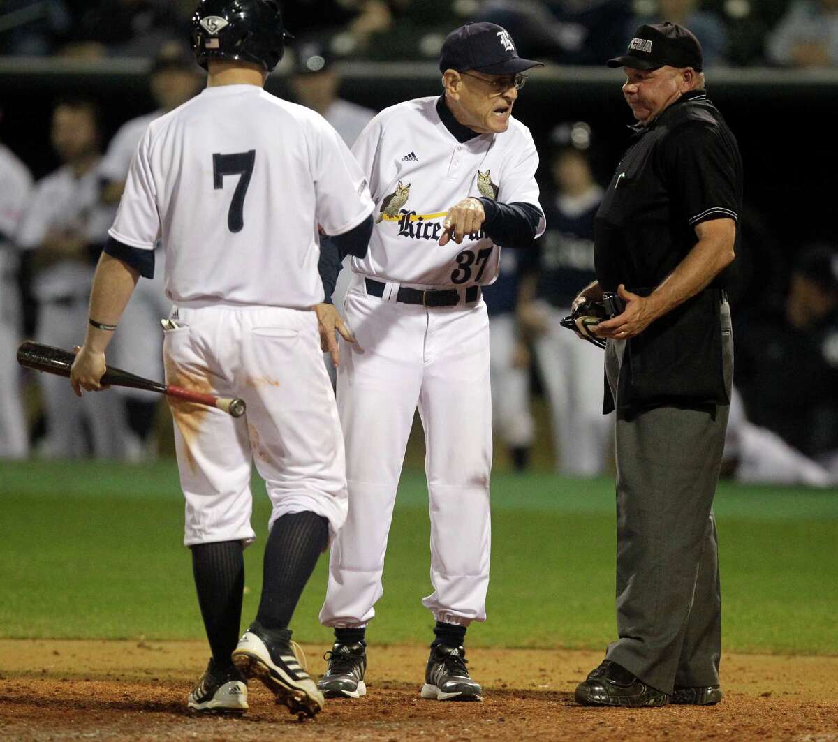Rice’s Graham earns 1,000th career win with Owls’ walkoff