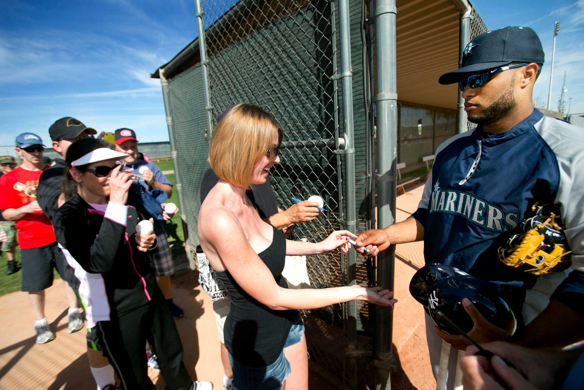 Eyes on new Mariner Cano