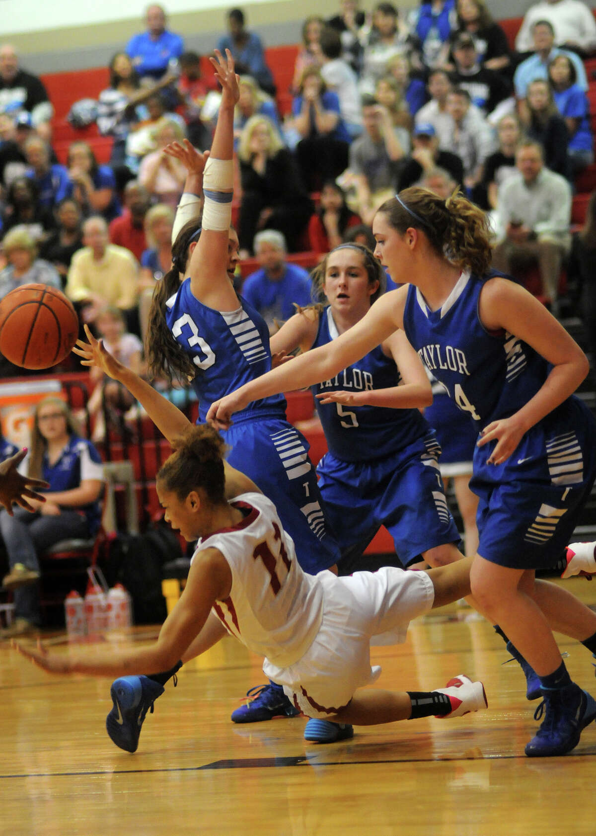 Manvel, Cy Woods advance to girls regional basketball final
