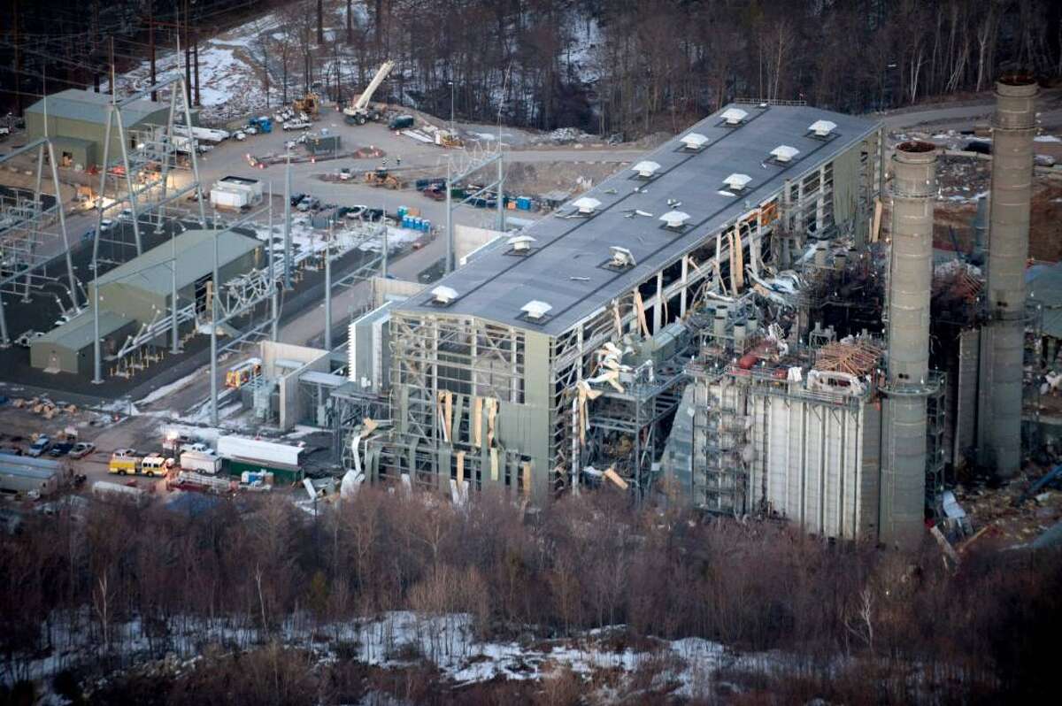 At least 5 dead in power plant explosion