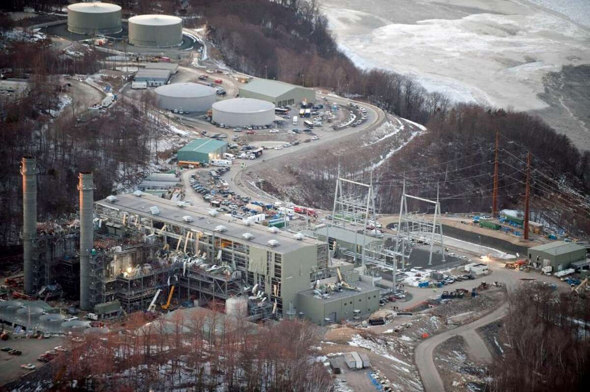 At least 5 dead in power plant explosion