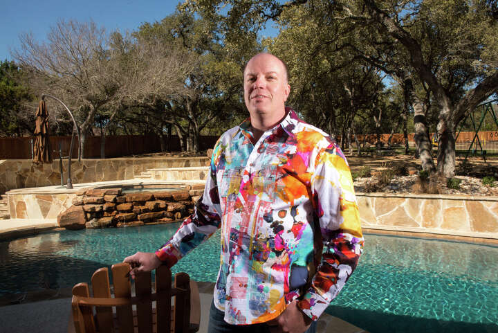 Wild style Robert Graham shirts become collectibles
