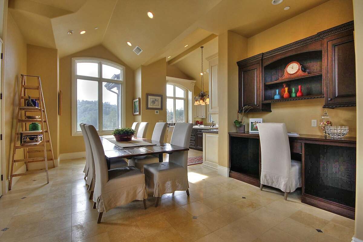 Orinda estate offers high-tech luxury, room to expand