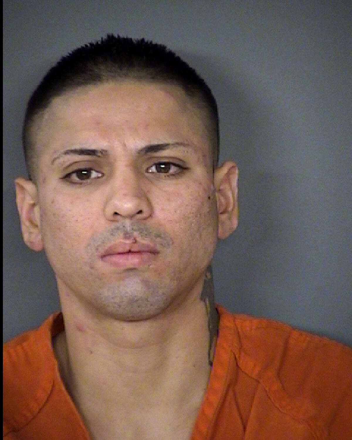 Witness: EconoLodge pimp pointed shotgun at woman