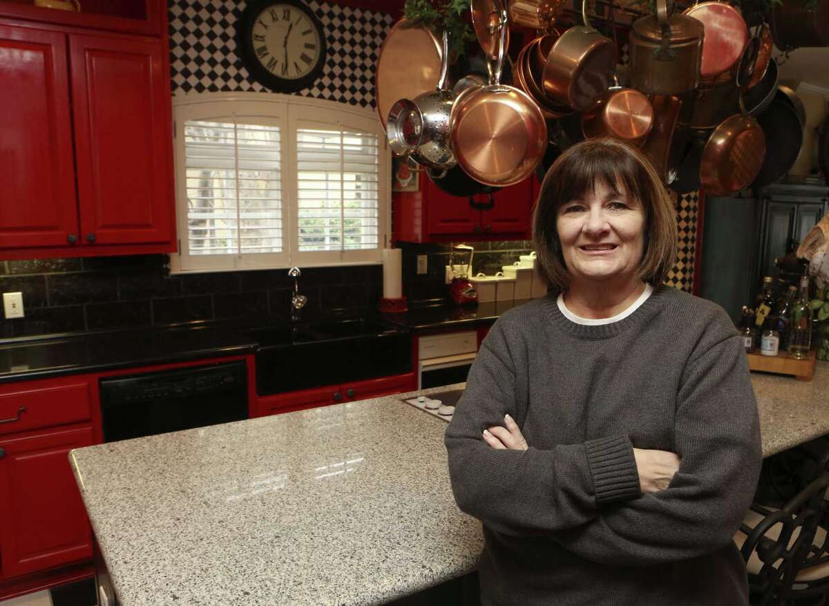 Cooks & Cocinas: Bold kitchen pops with personality