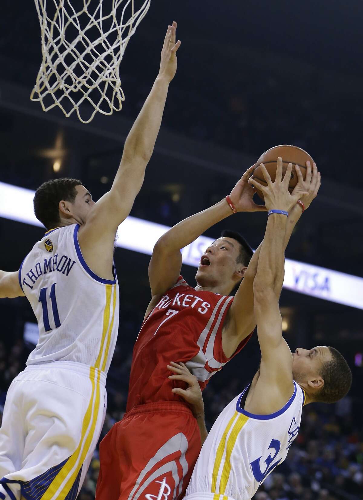 O'Neal helps Warriors beat Rockets in OT