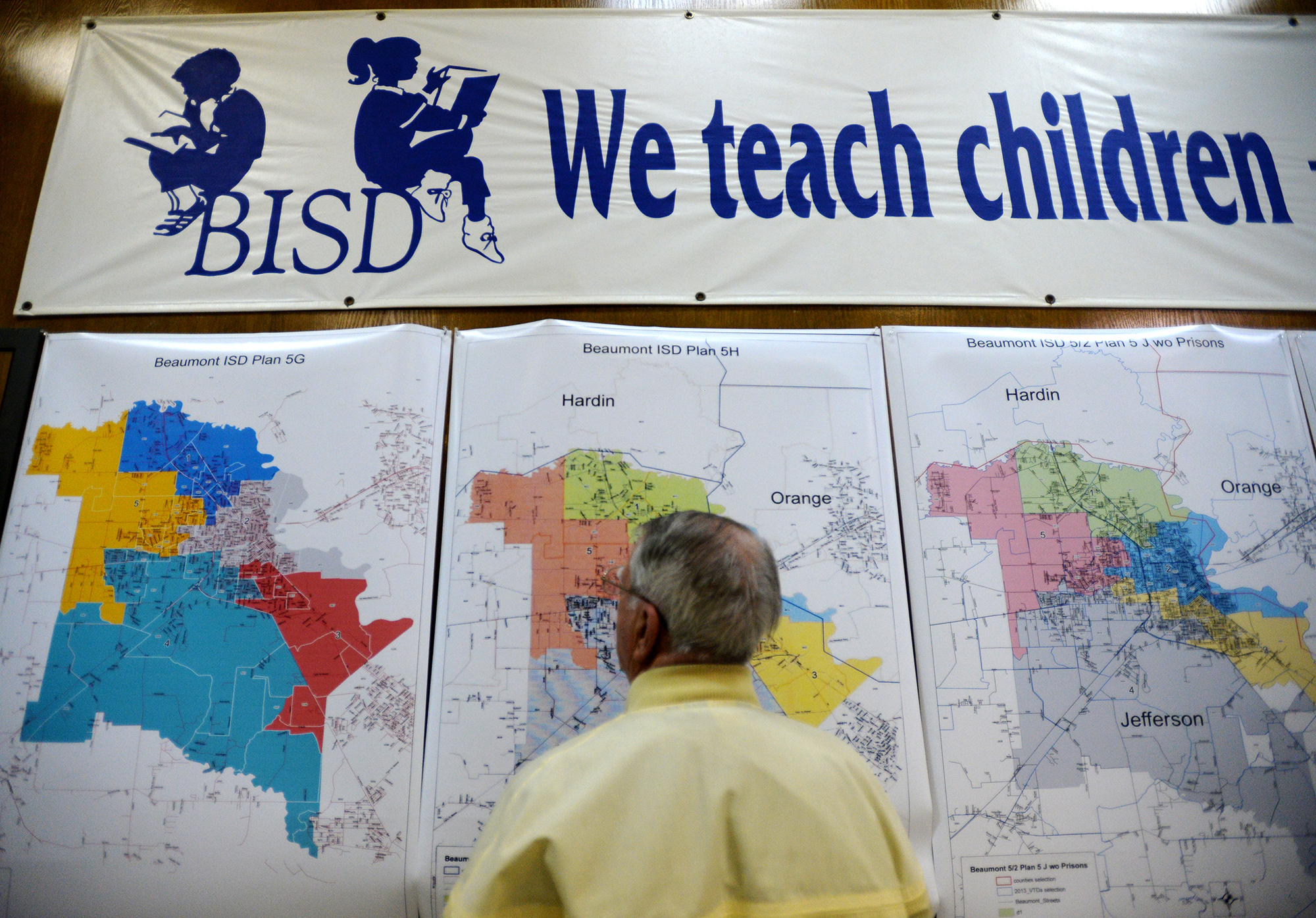 BISD trustees select 2 maps