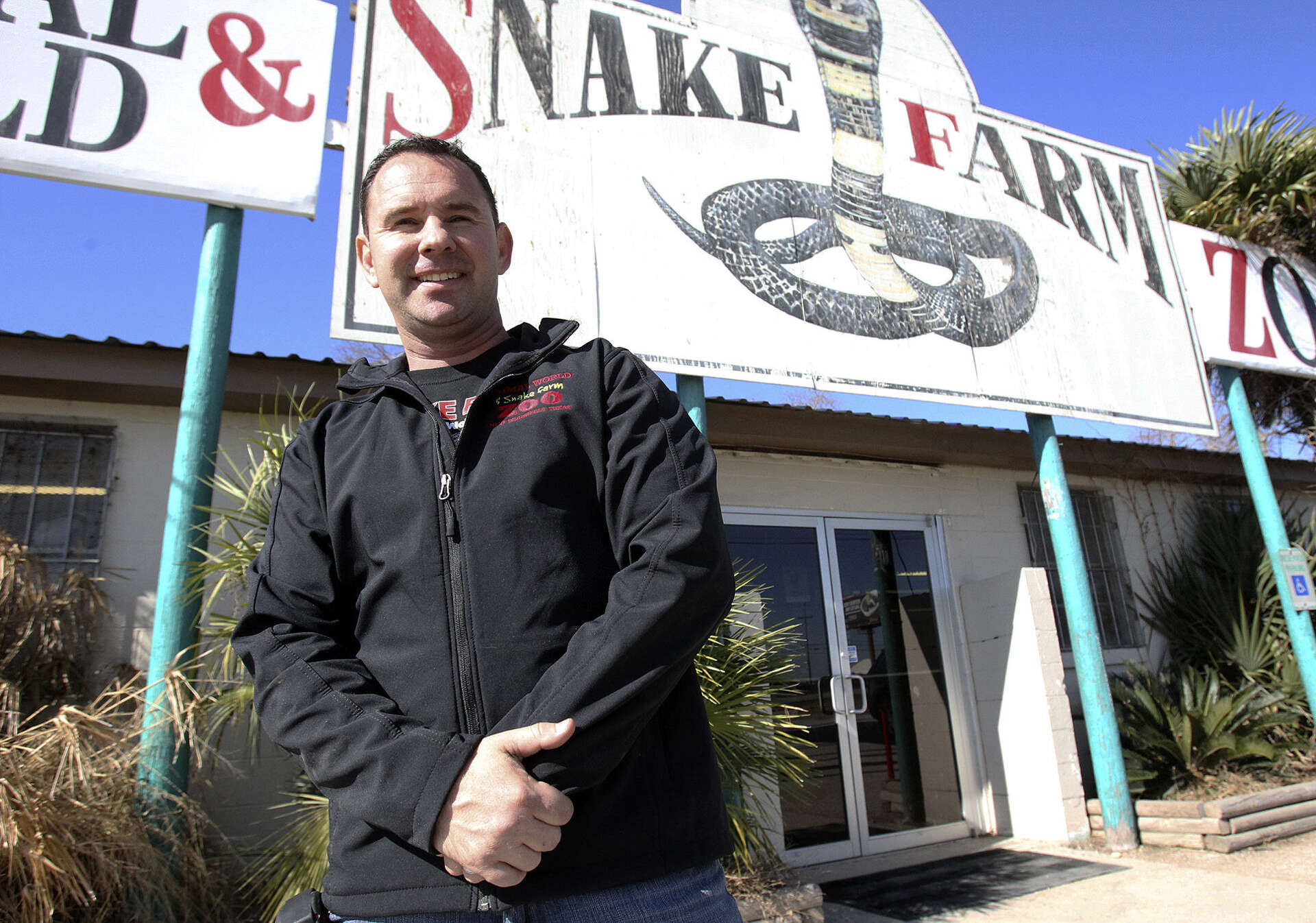 New owner has big plans for New Braunfels' Snake Farm