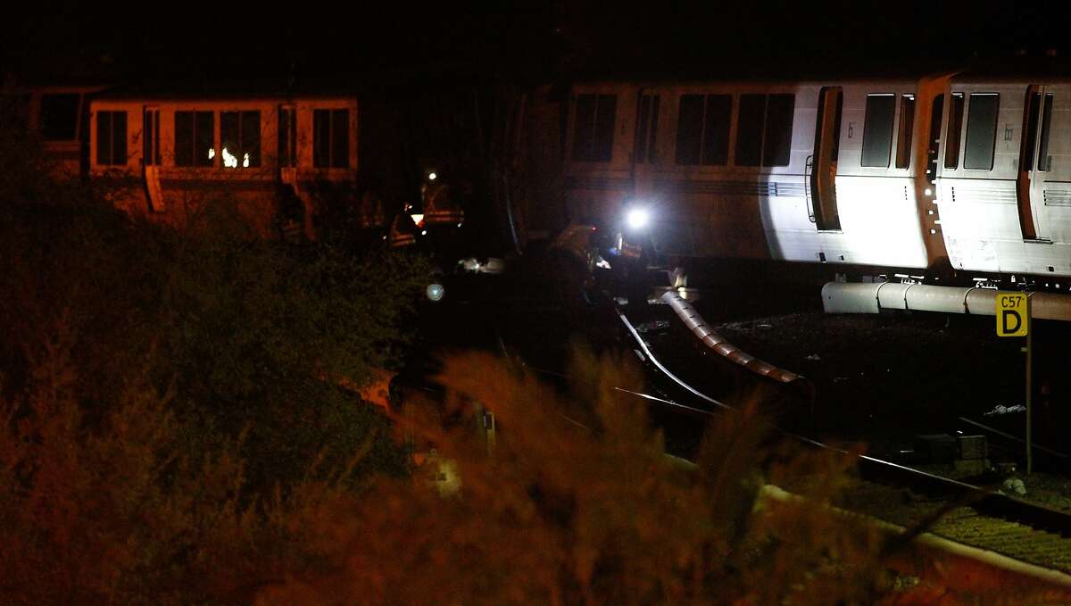 BART aims to restore full service on Sunday