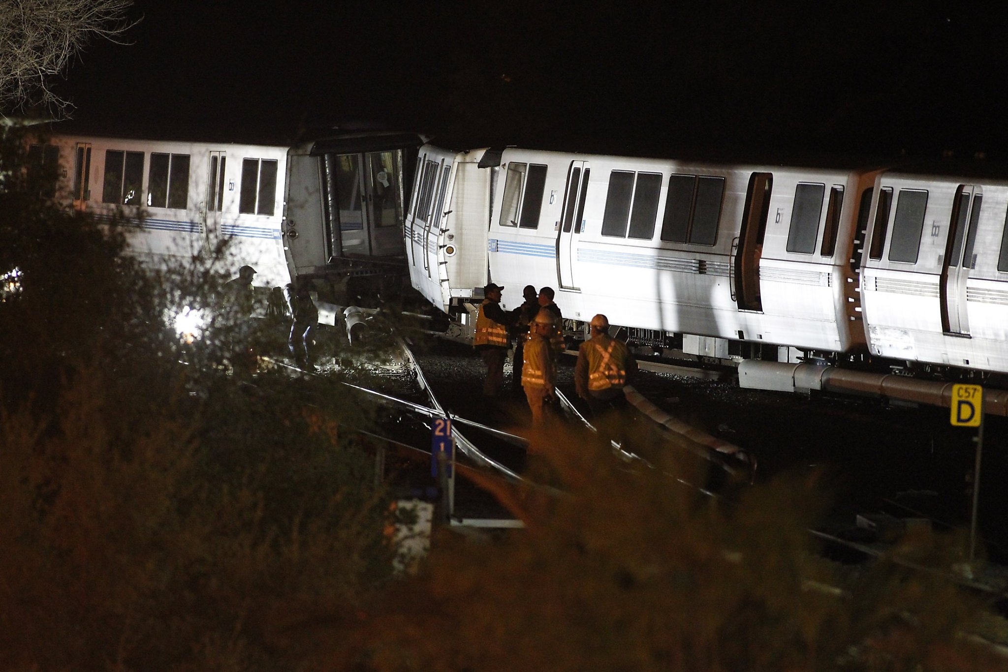 BART train derails near Concord Station