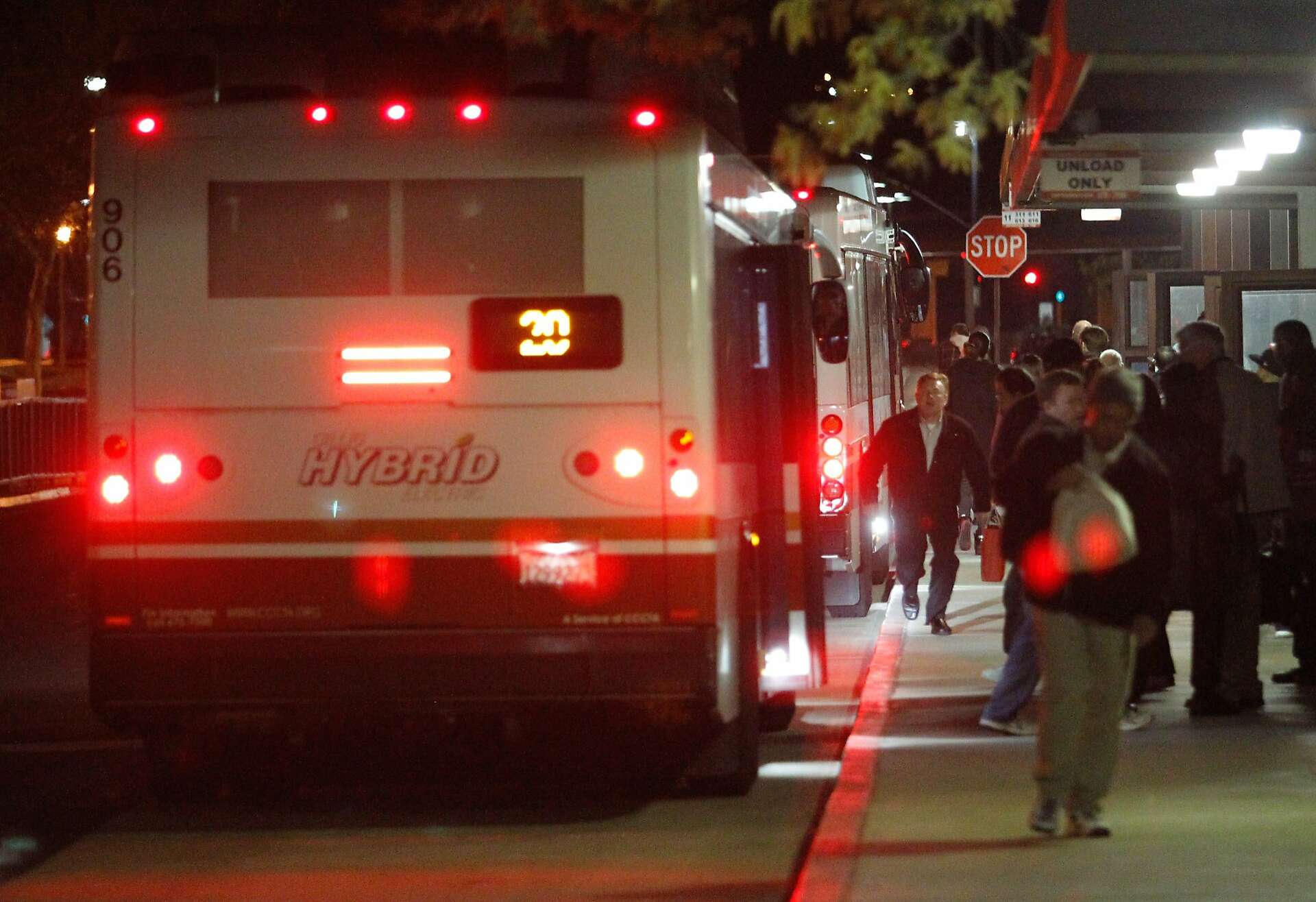 BART train derails near Concord Station