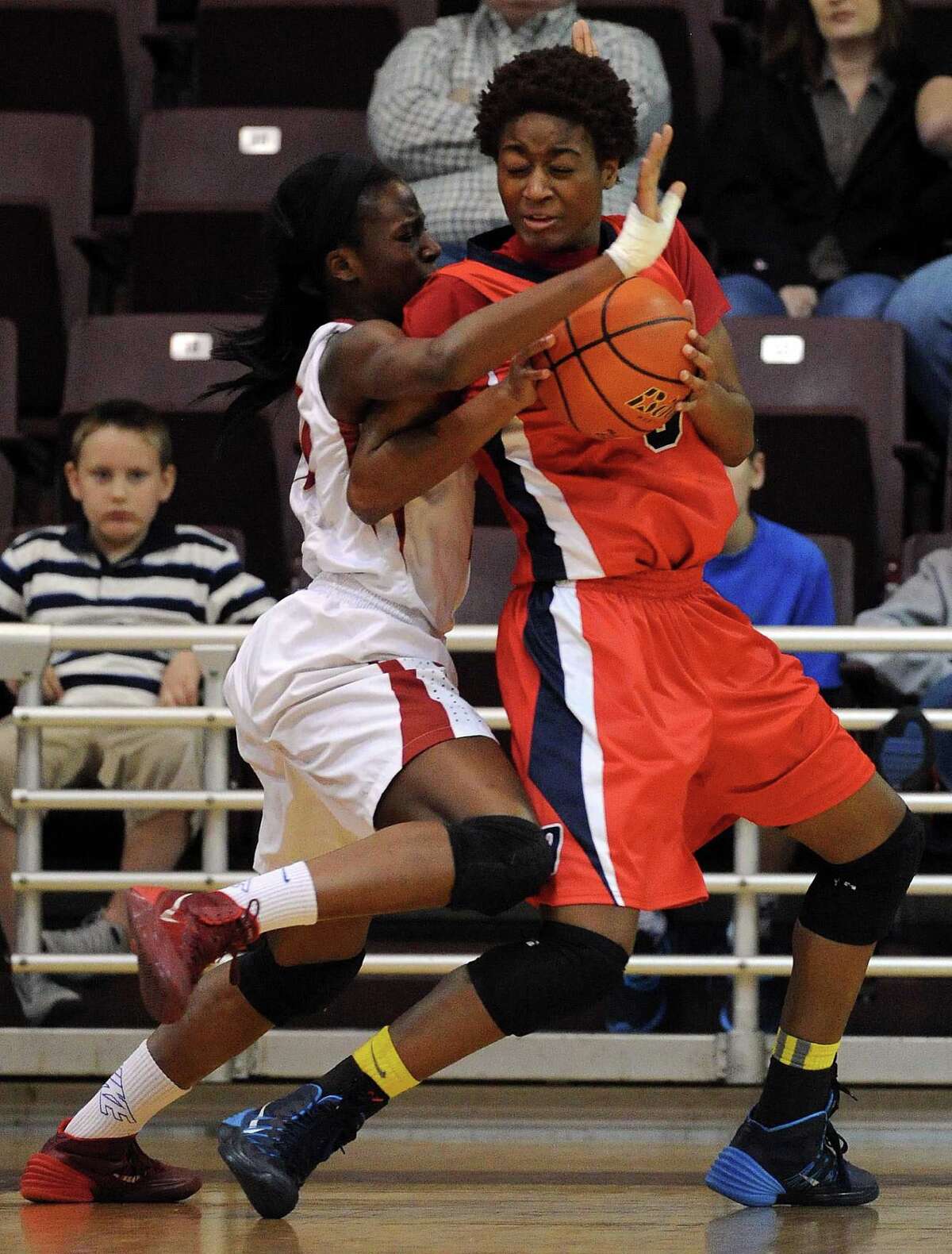 Manvel, Cy Woods advance to girls regional basketball final