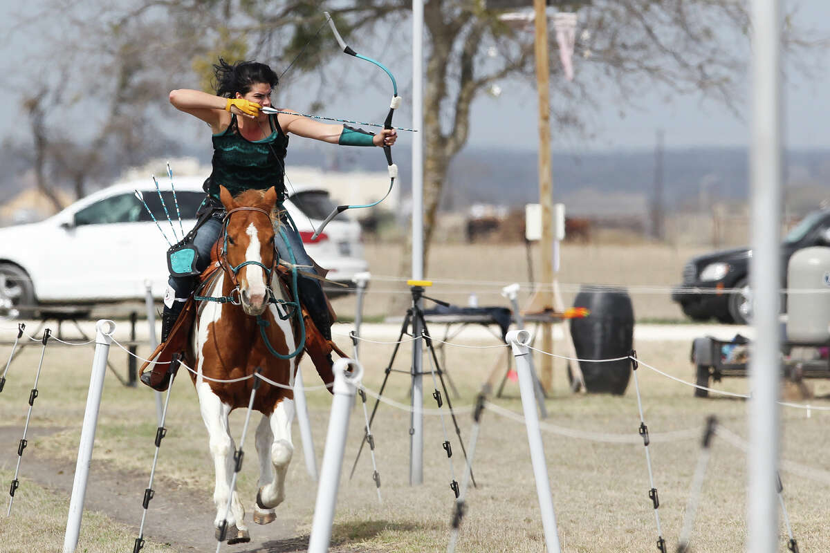 Competition tests archery, riding skills