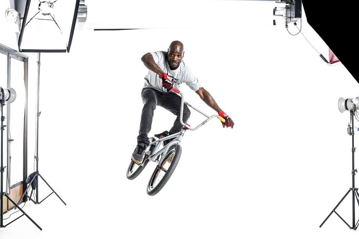 Cyclists show off their San Francisco bike style