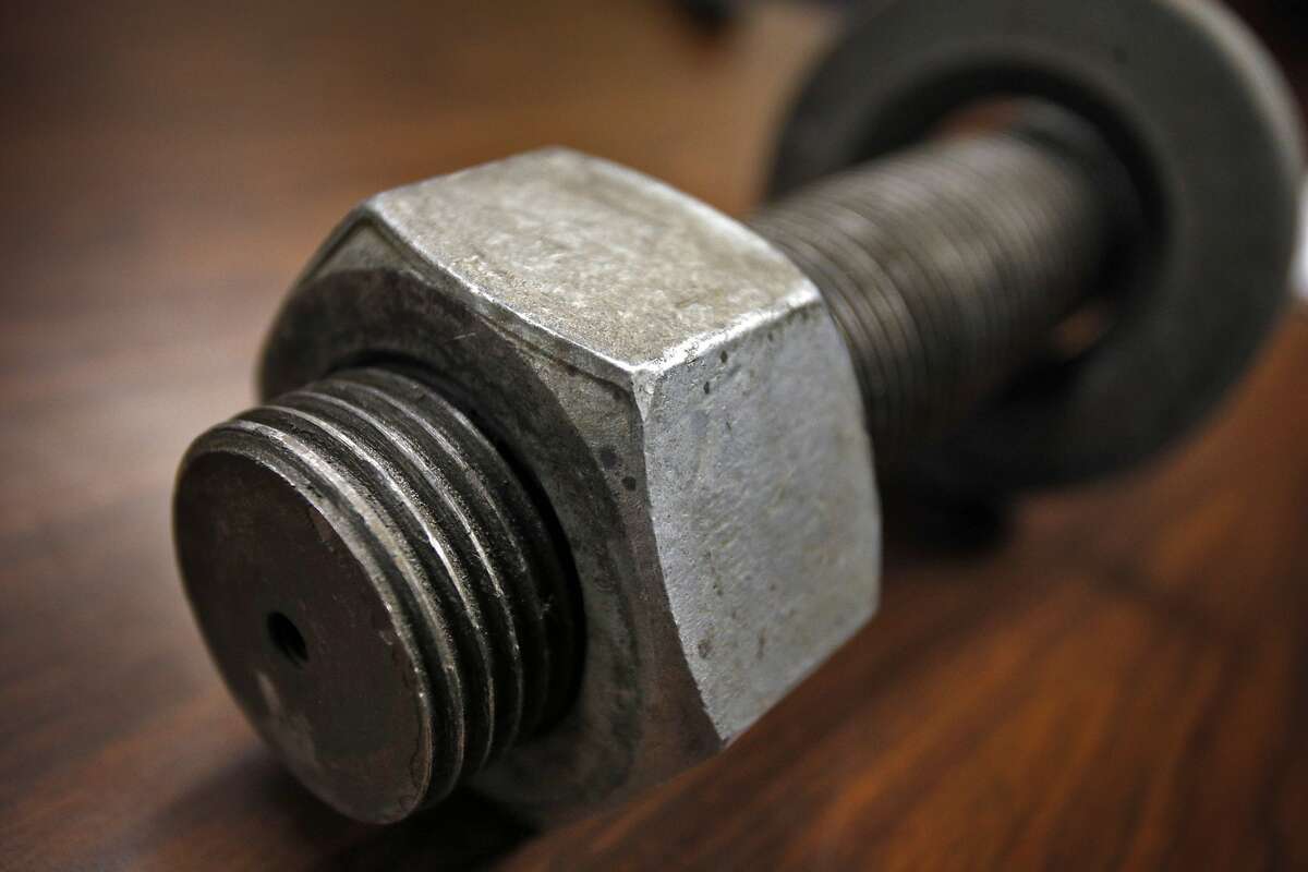 Tests of Bay Bridge rods find more widespread cracking