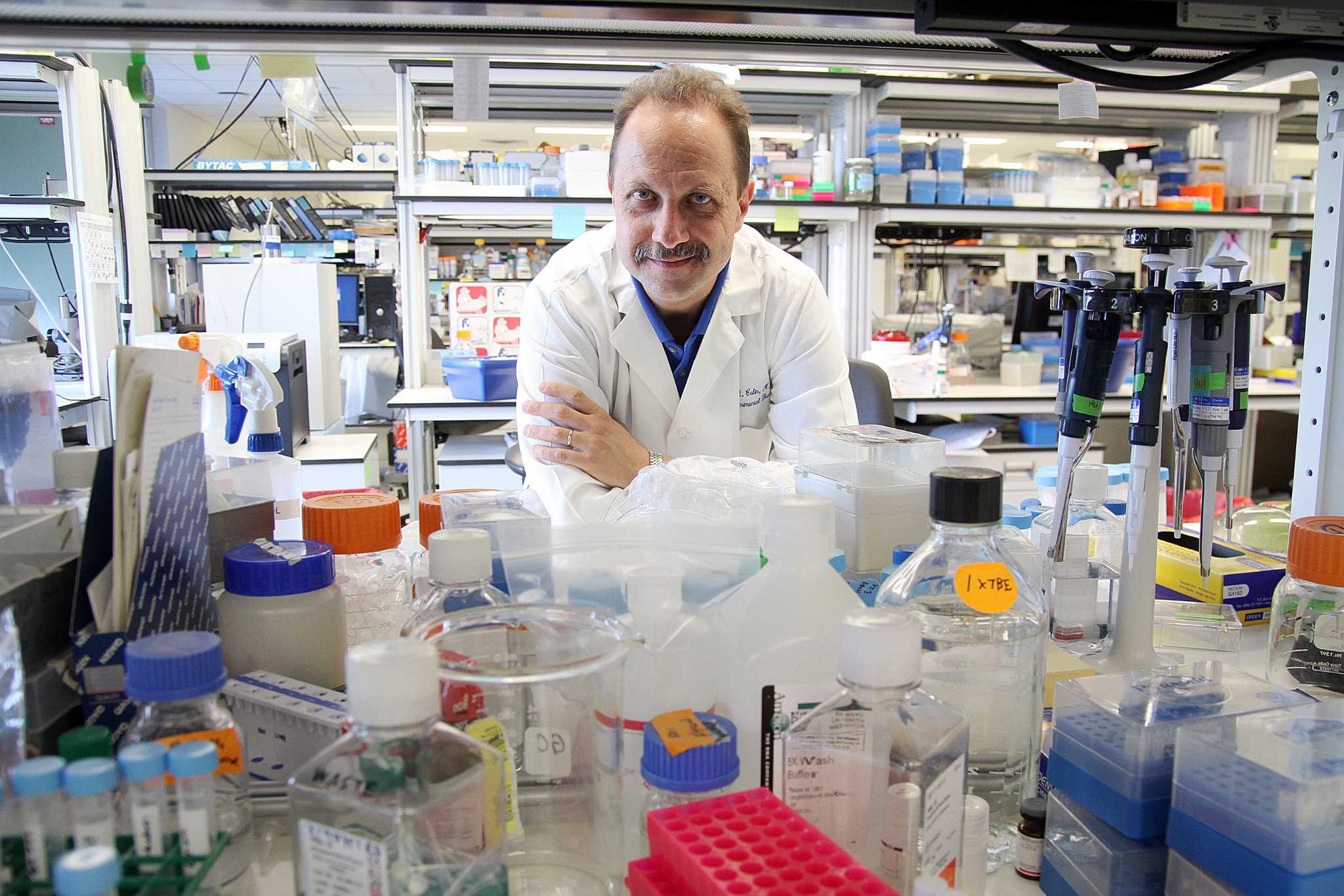 Pearland cancer researcher honored for his work
