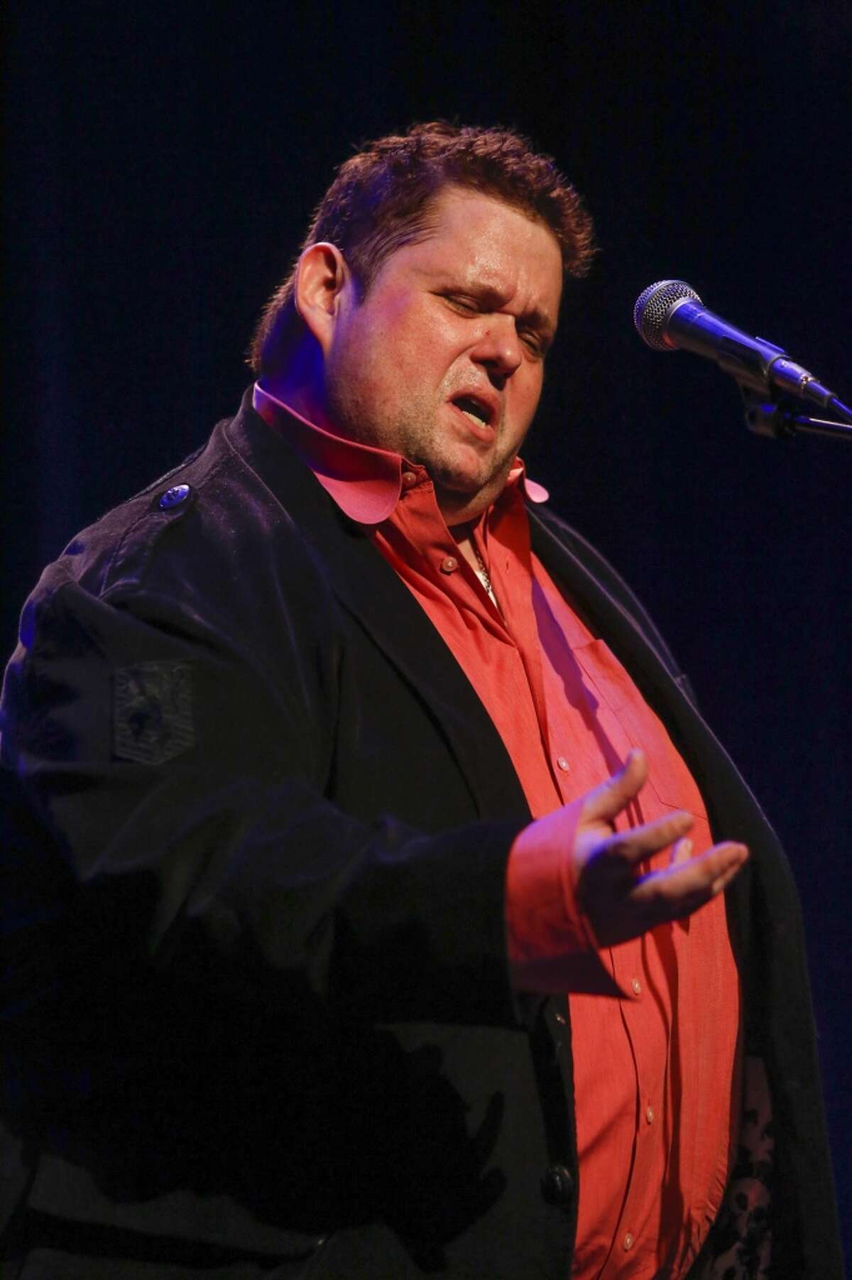 Report: Comedian Ralphie May dead at 45