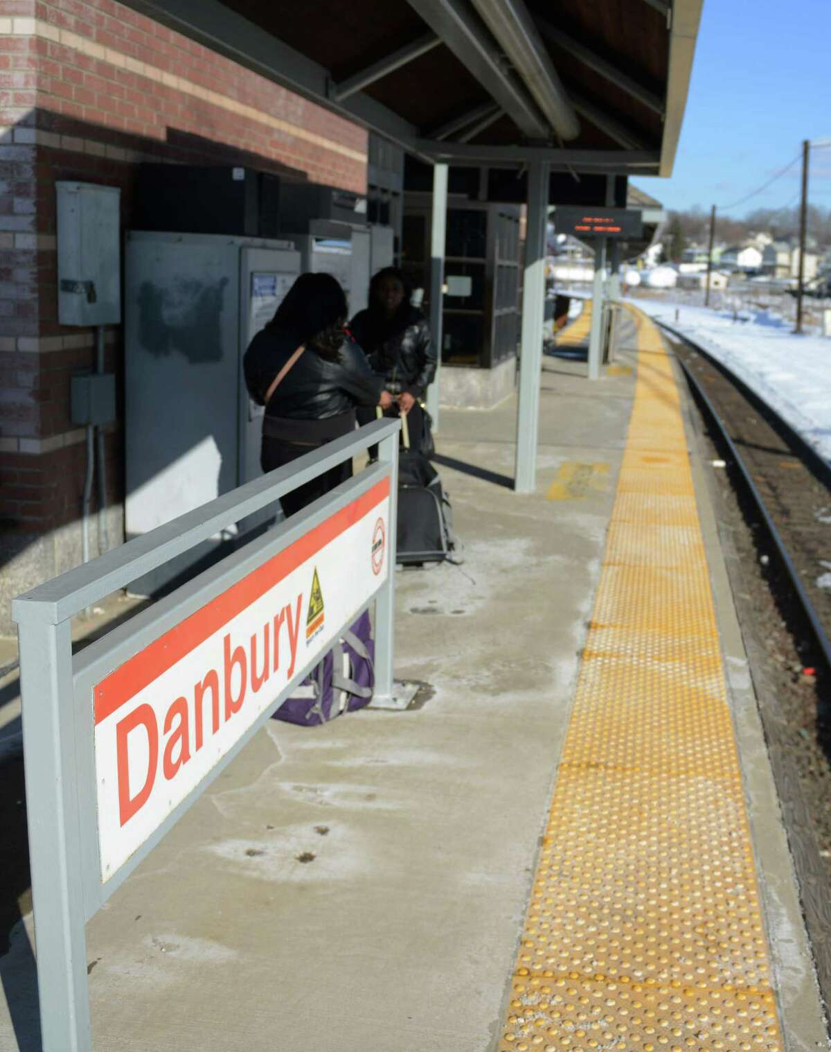 Danbury line to use buses for off-peak trips
