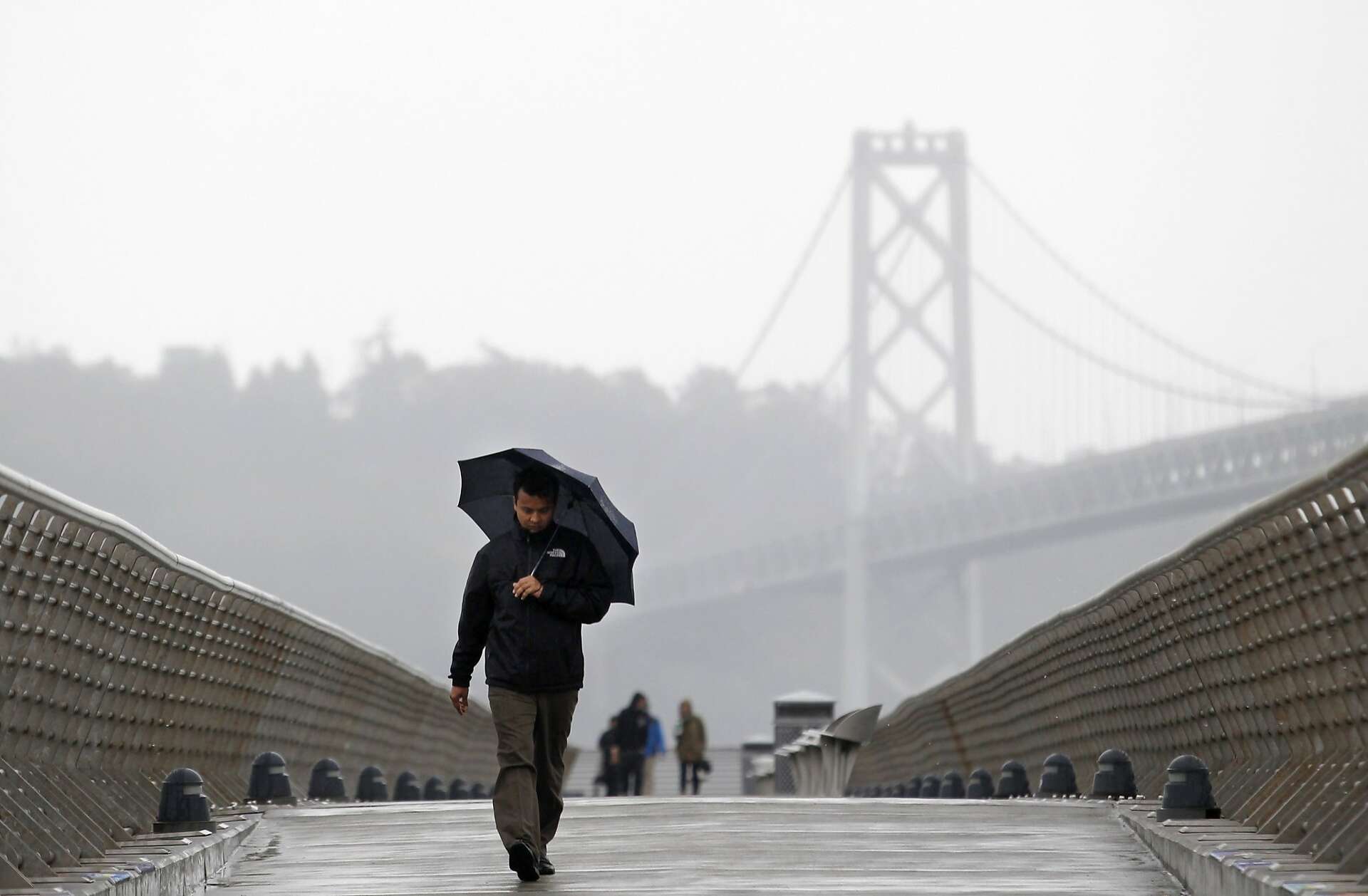 Rain washes into Bay Area - more to come