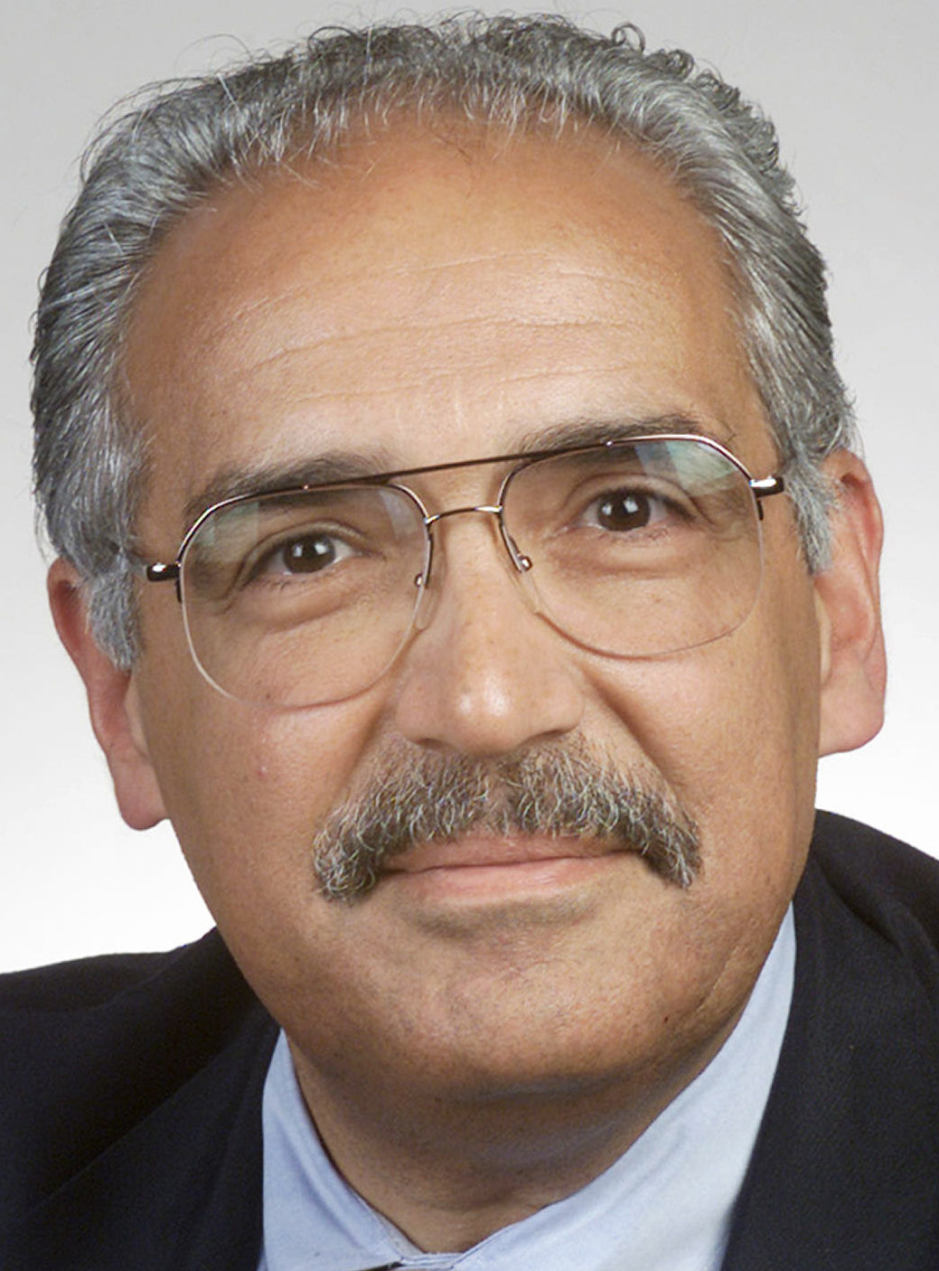 Valley med school's new dean makes the rounds