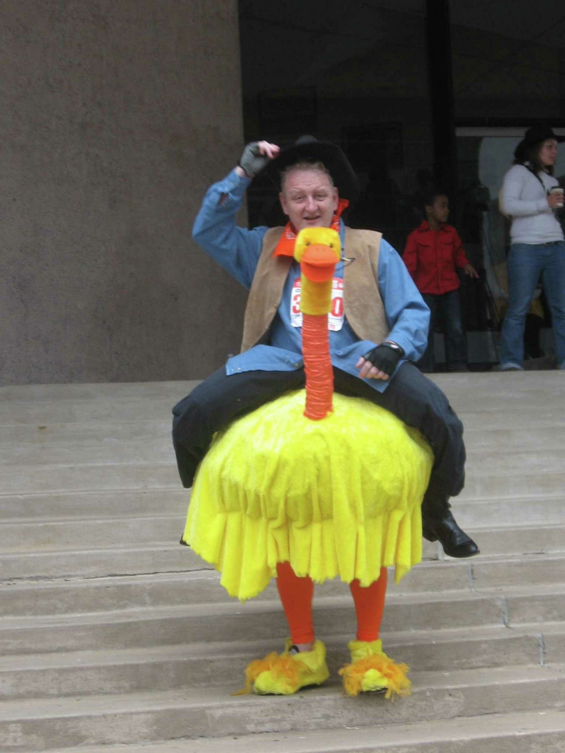 Get-up and go: Man has knack for Rodeo Run costume contest