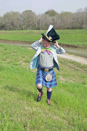 Get-up and go: Man has knack for Rodeo Run costume contest