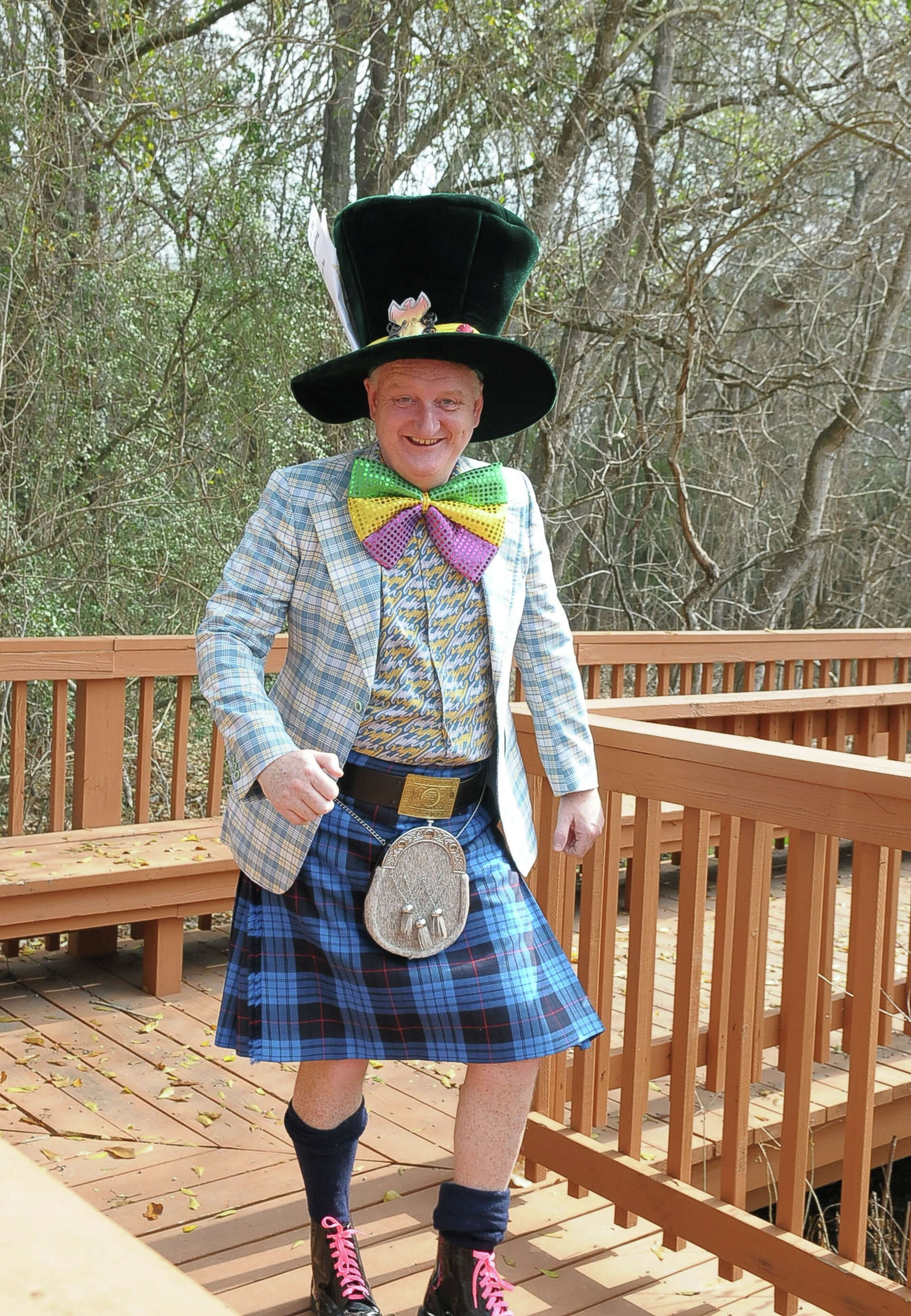 Get-up and go: Man has knack for Rodeo Run costume contest