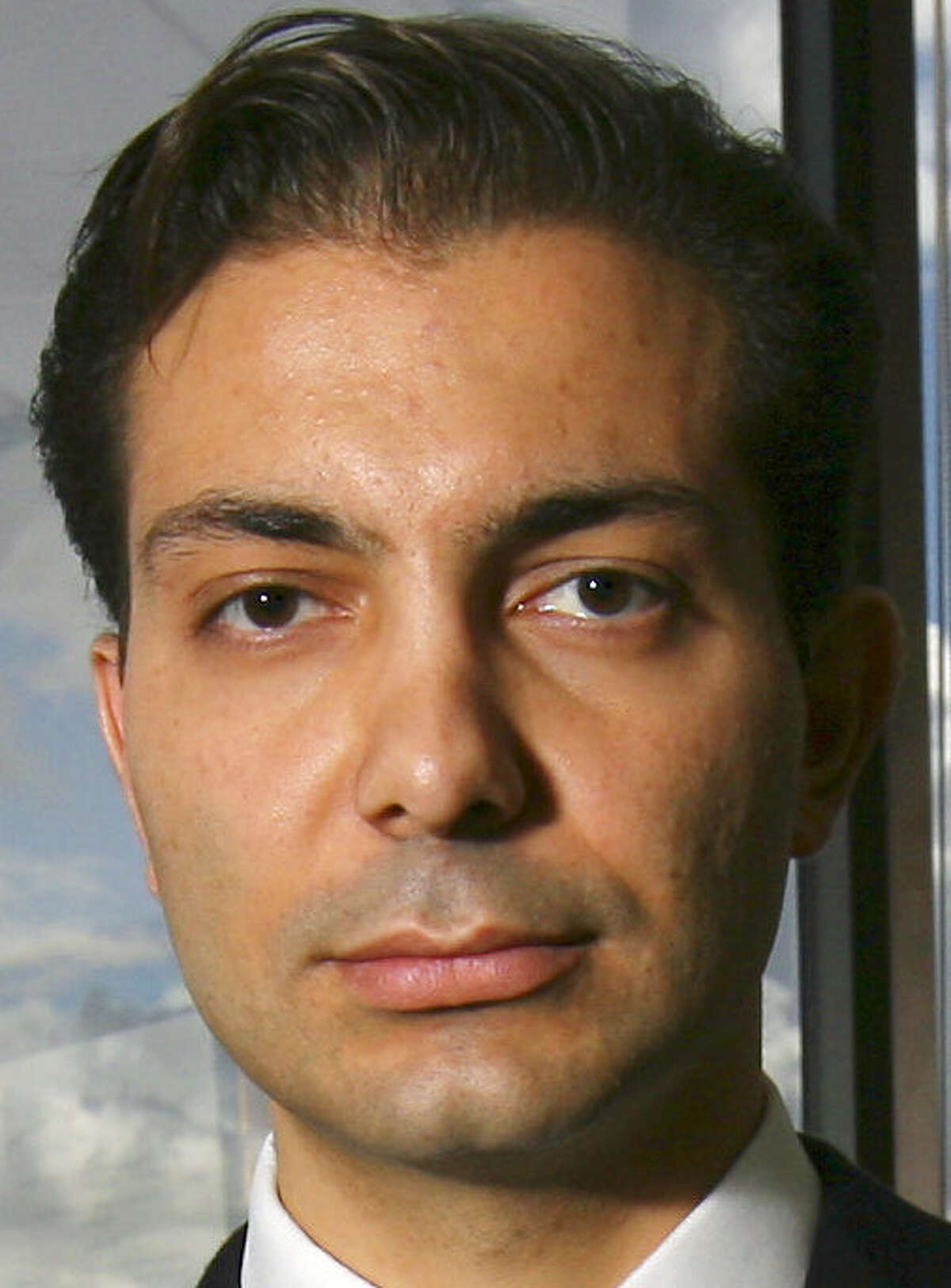 Unit of S.A.'s Biglari Holdings buys Maxim