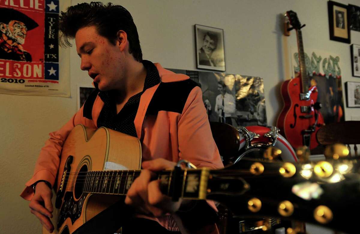 Imitators bring Elvis back to life