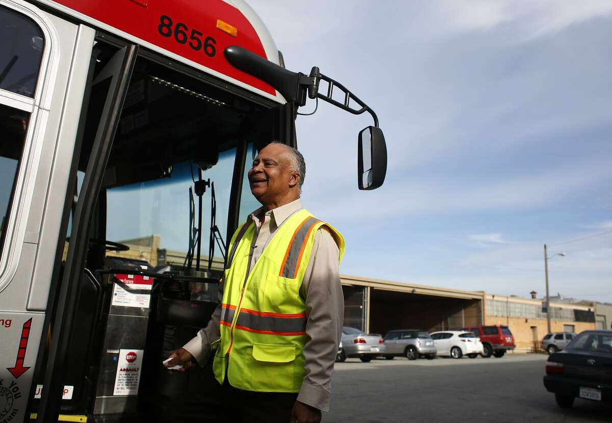 Muni driver adds a note of cheer to the 29-Sunset