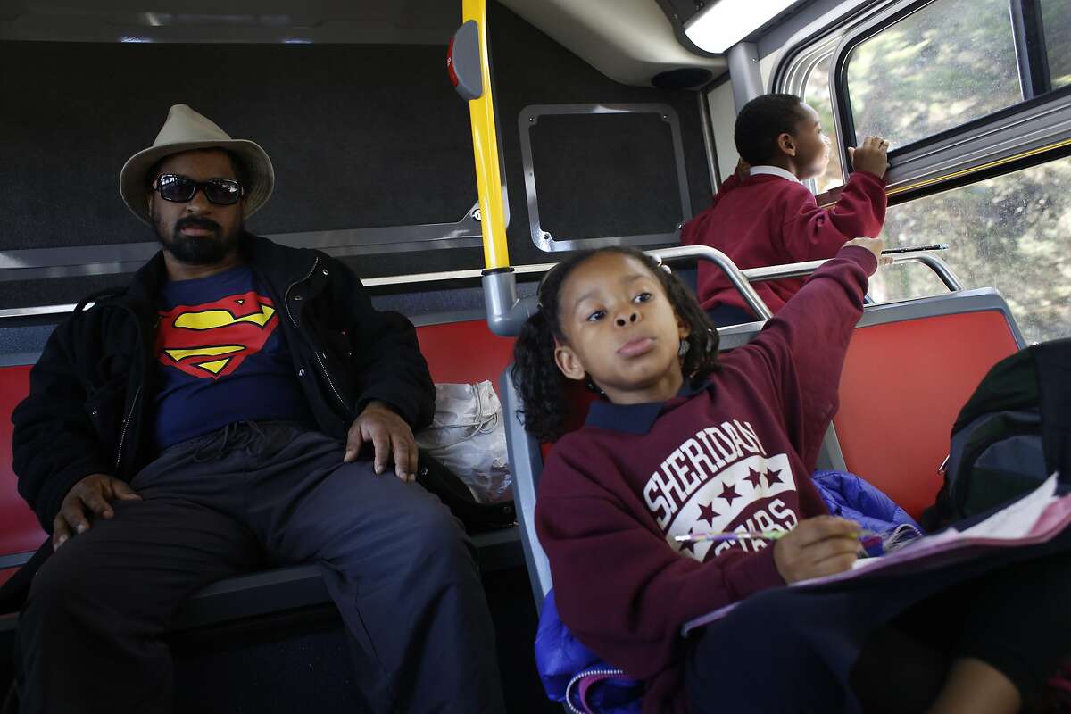 Muni driver adds a note of cheer to the 29-Sunset