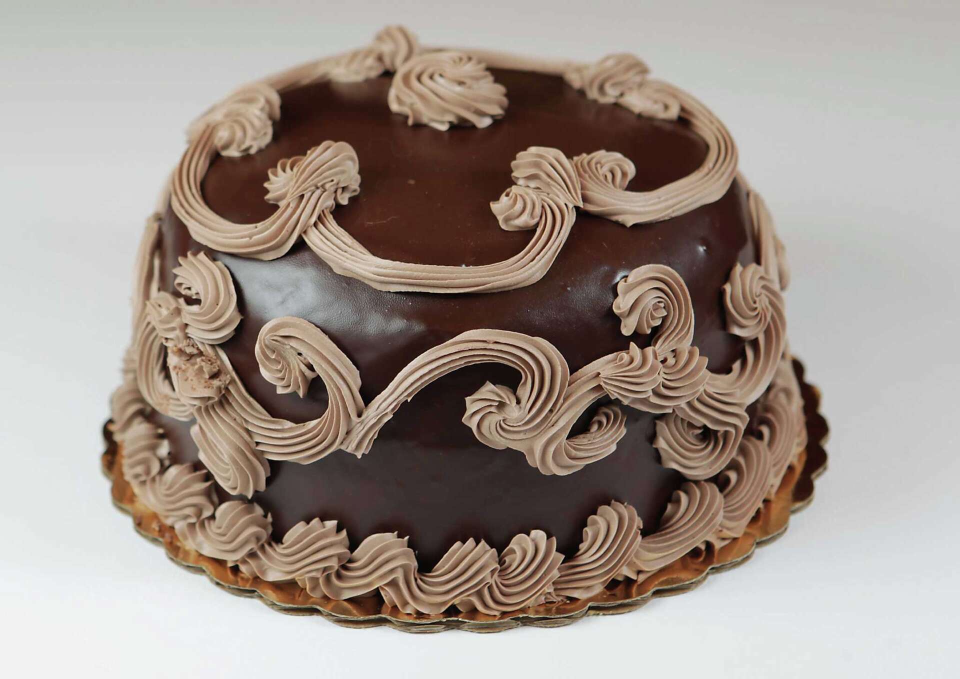 New store gives bakery fresh start after 65 years