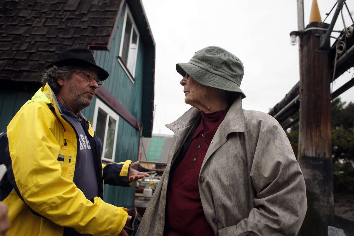 S.F.'s plucky floating community watches waves of change