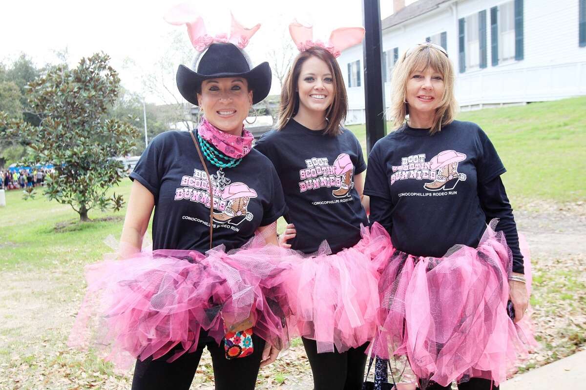 Cowboys trek through downtown to Rodeo kickoff