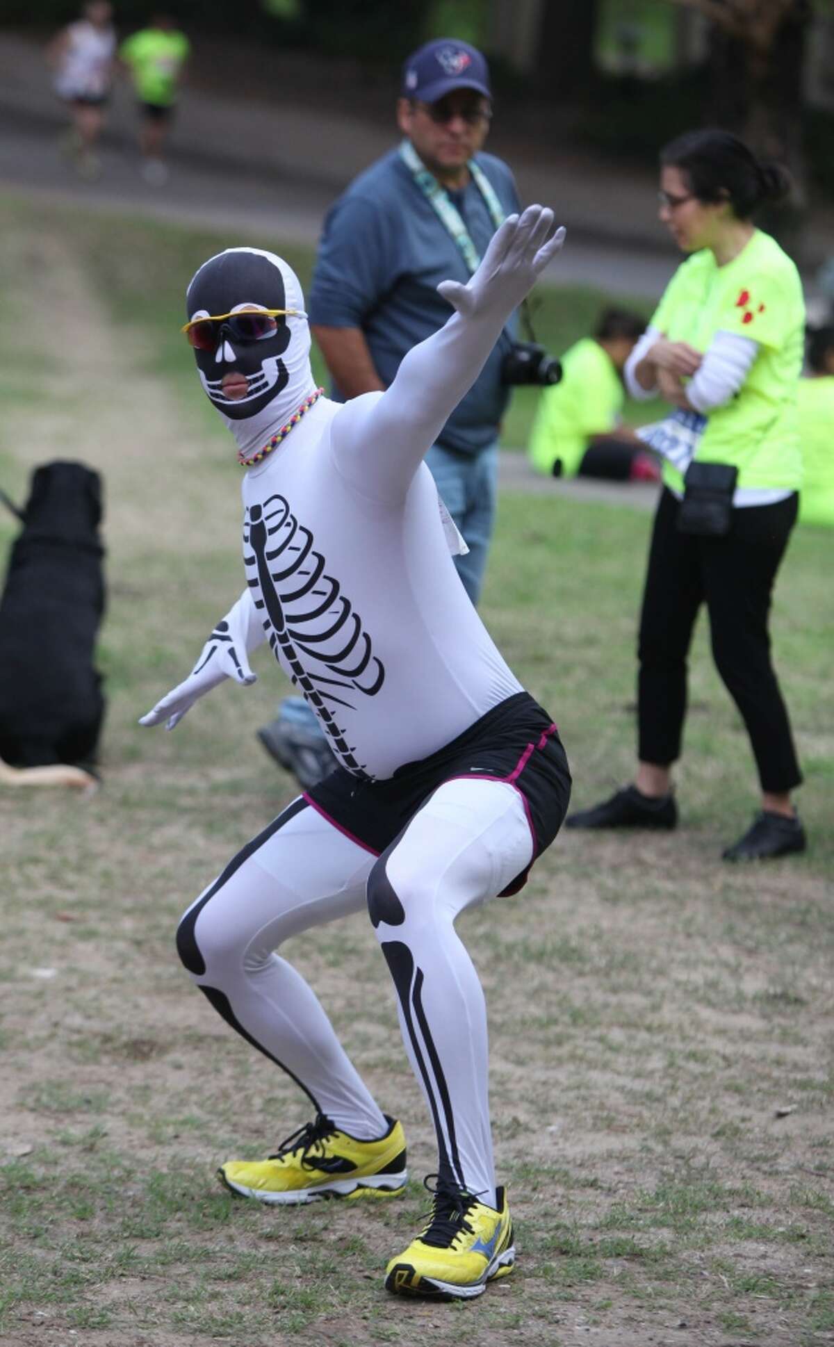 Cowboys trek through downtown to Rodeo kickoff