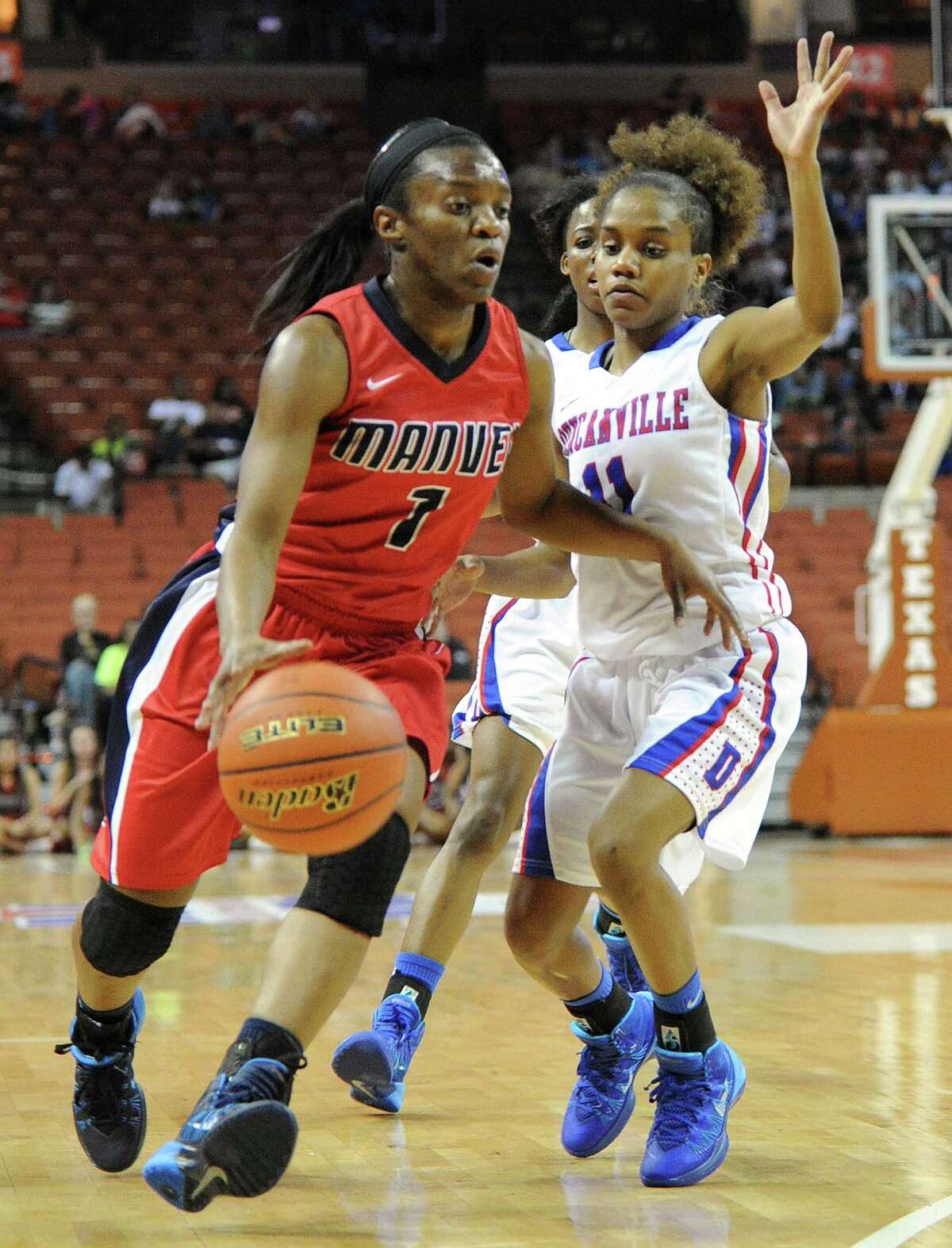 Manvel, Cy Woods advance to girls regional basketball final