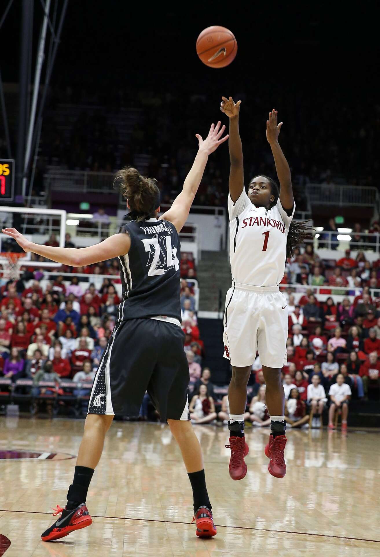 Stanford makes it 57 straight over Washington State