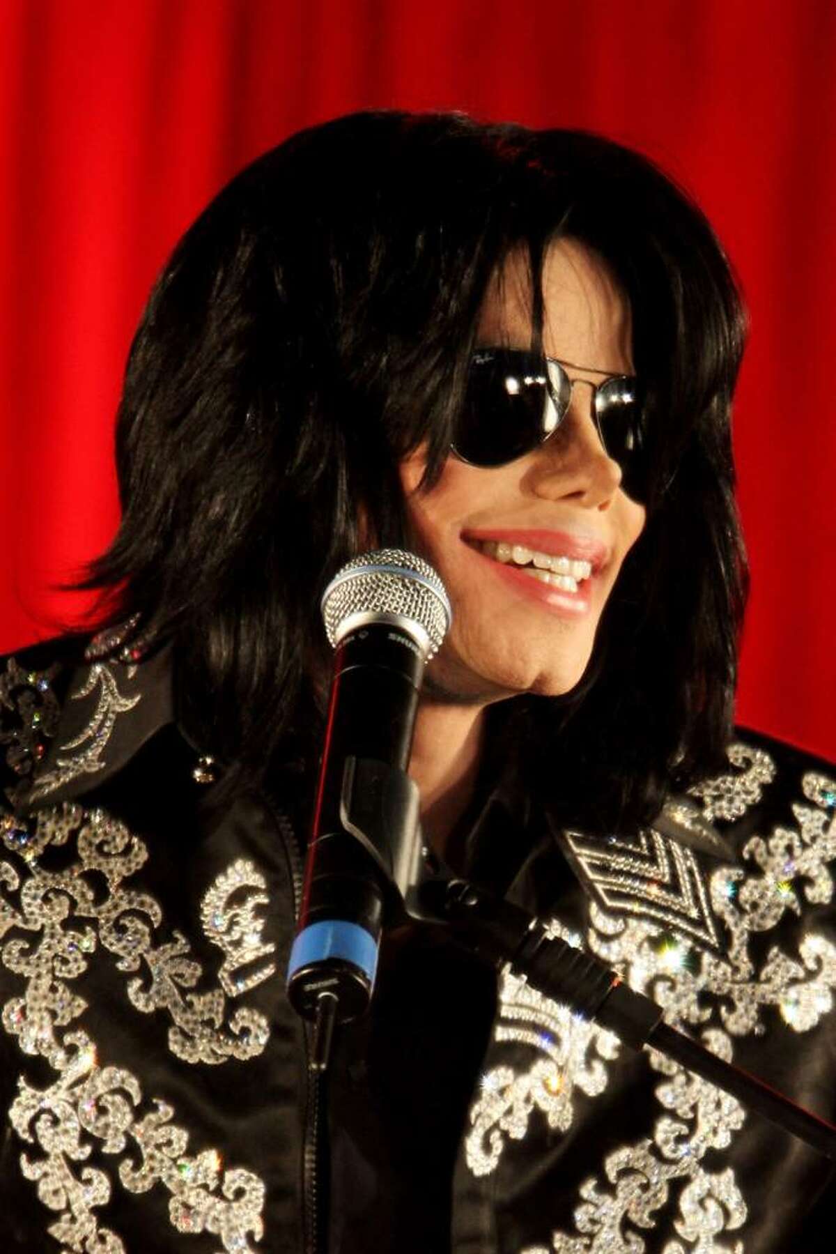 Michael Jackson's doctor charged in singer's death