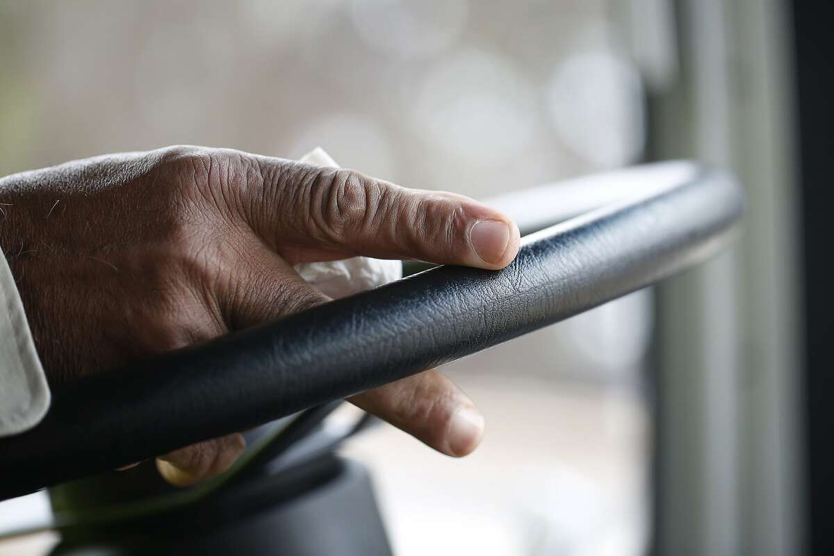 Muni driver adds a note of cheer to the 29-Sunset