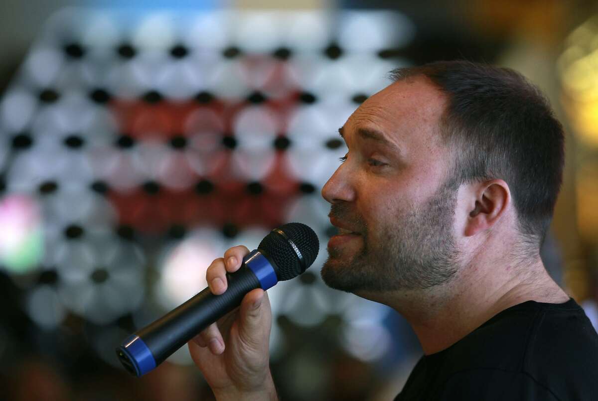 Zynga hopes to get back in the game with mobile 'FarmVille'