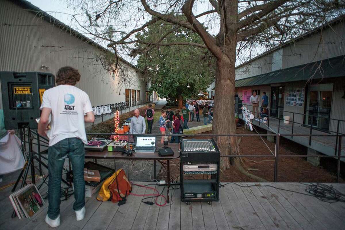 As Rice prepares to tear down historic building, critics decry 'insult ...