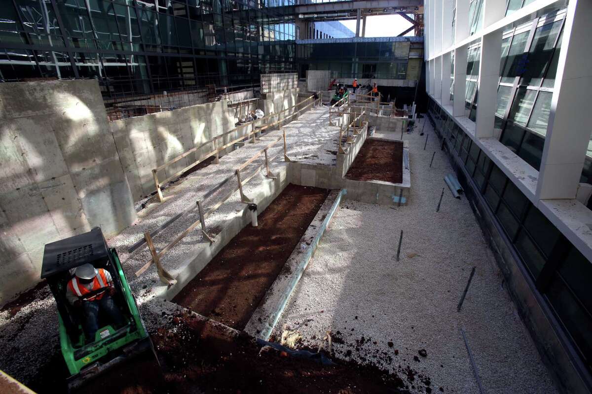 S.A., Texas could gain in wake of troop cuts, BRAC