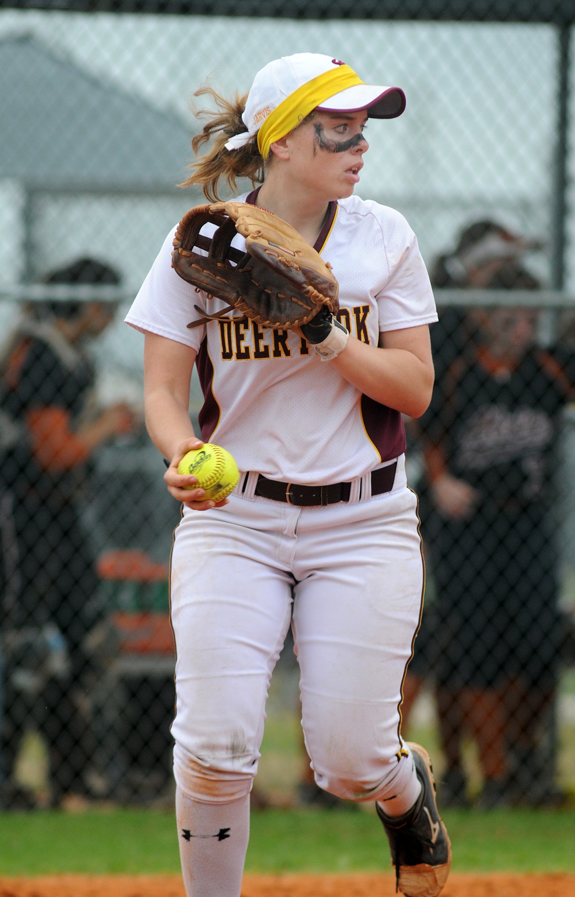 Softball: Deer Park focuses on title with talented roster