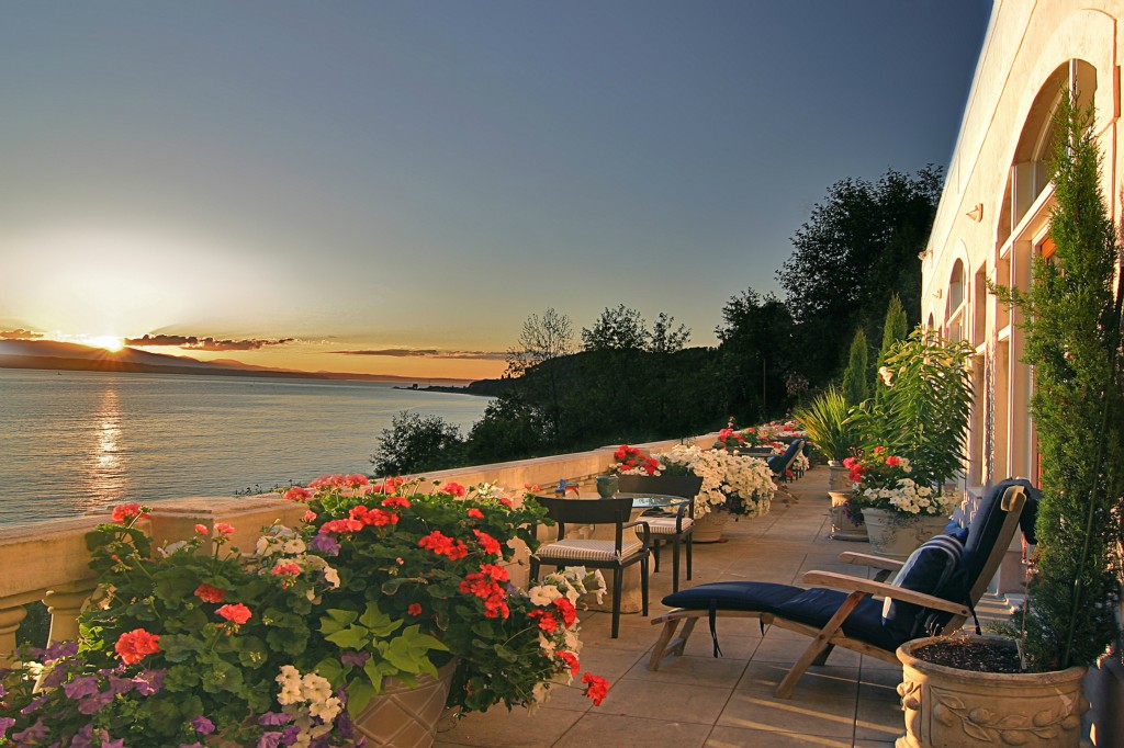 Ryan Lewis of 'Macklemore &' fame buys Seattle mansion