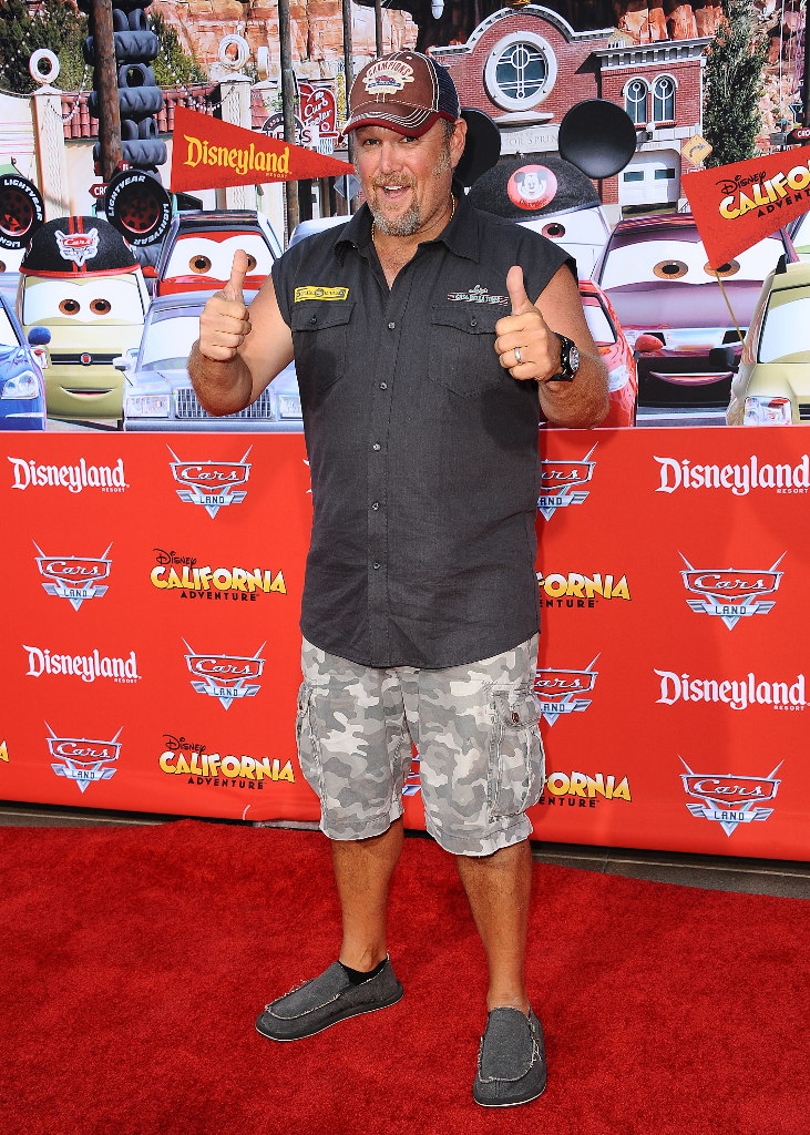 Larry the Cable Guy sues Mississippi gas station for using name 'Giterdone'