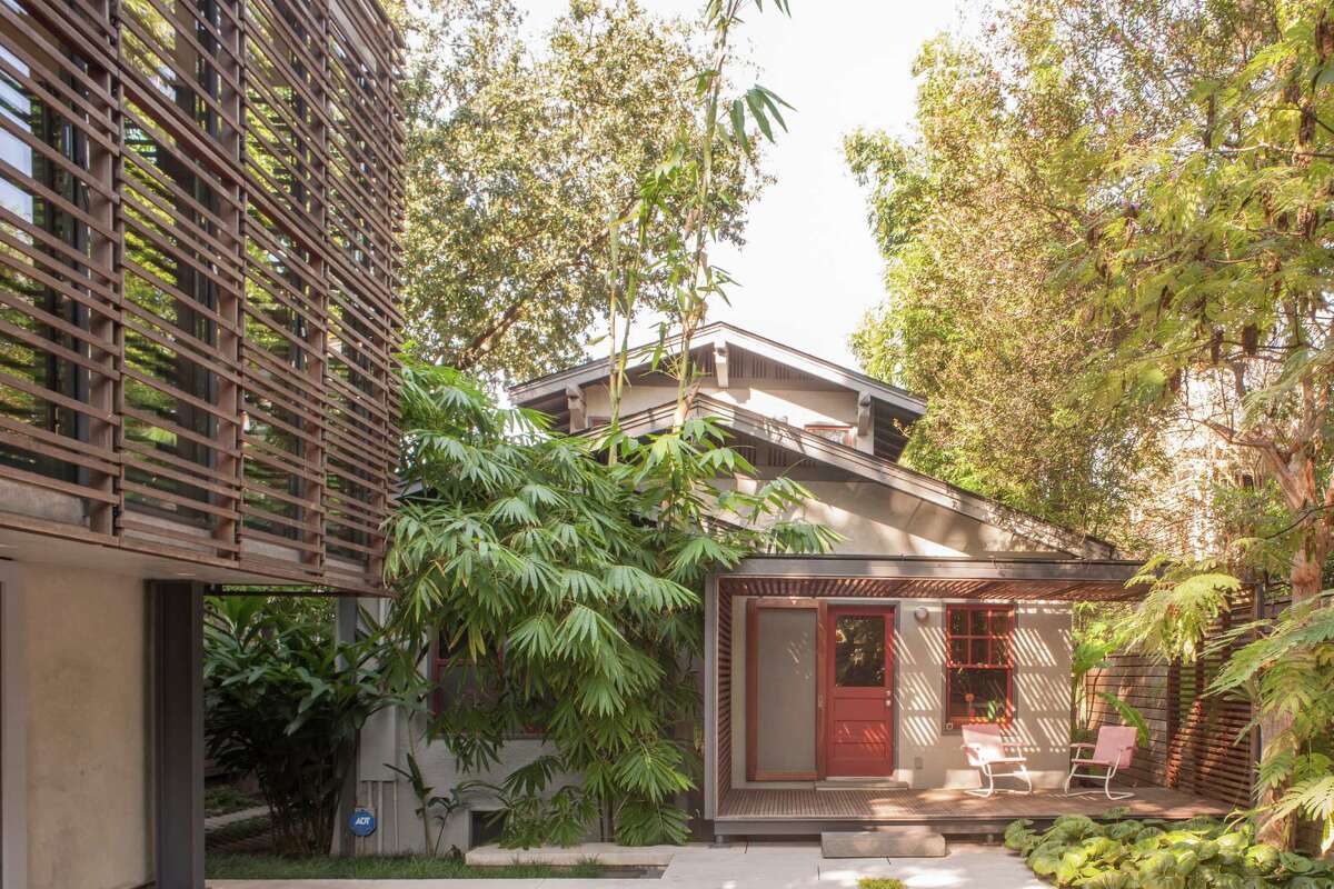 Audubon Place bungalow is an example of the surprises in store during ...