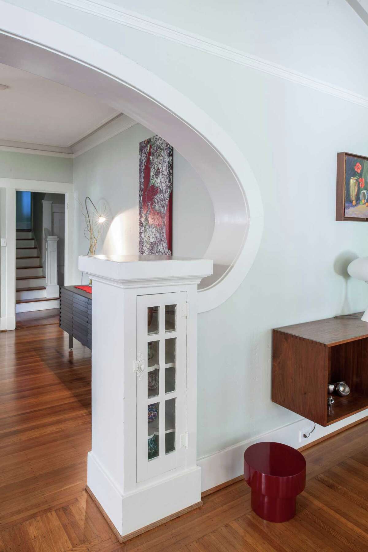 Audubon Place bungalow is an example of the surprises in store during ...