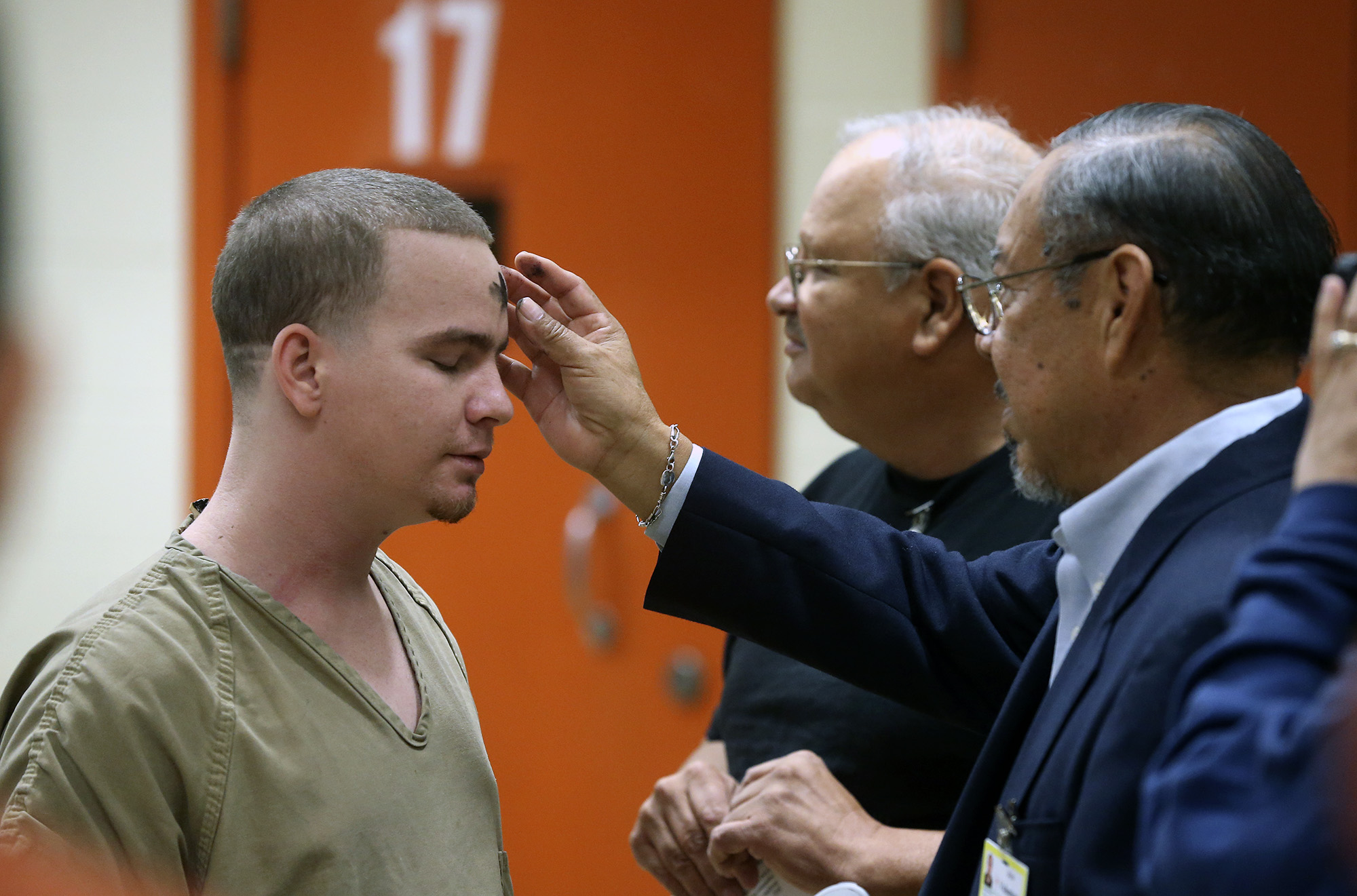 Bexar County inmates receive ashes
